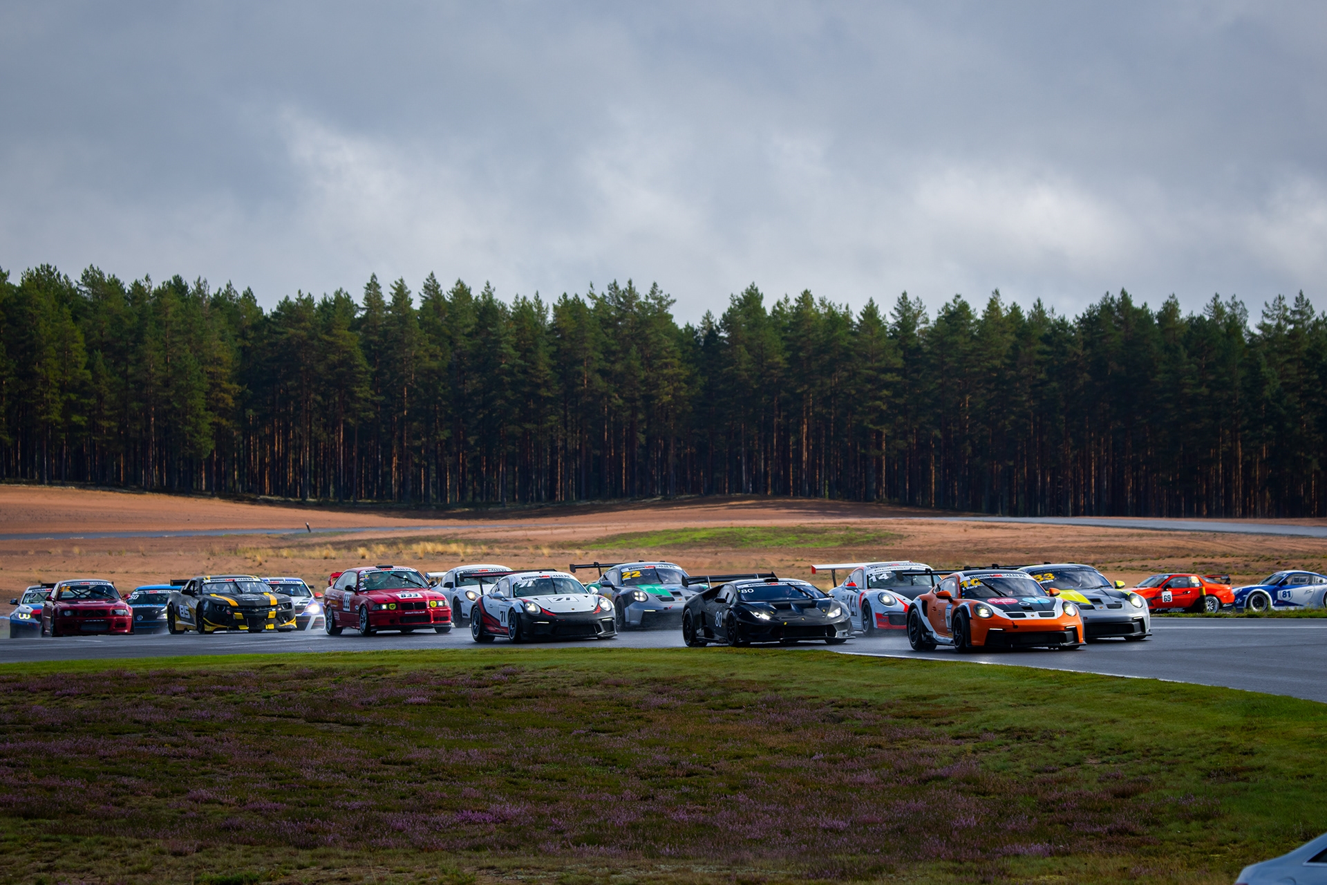 Kausi päättyi Alastaron vaihtelevissa olosuhteissa - Finnish Racing ...